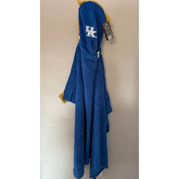 Comfy Critters | Bedding | Comfy Critters Uk Wildcats Huggable Hooded ...